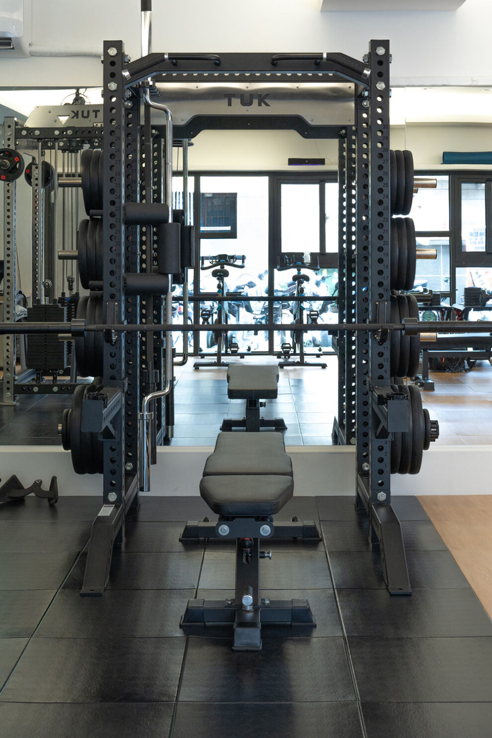 PR80四柱半框深蹲架 - 體育刻TUK